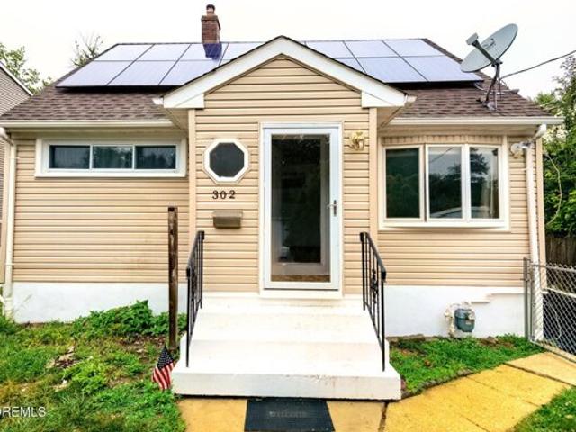 Edgeview Rd, Keyport, Home For Sale