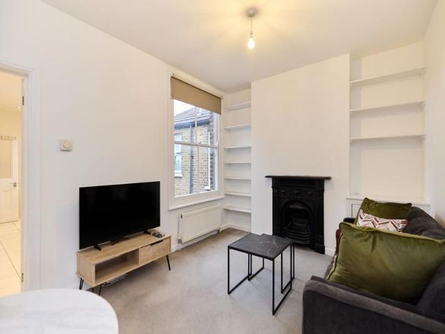 Edgington Road, London SW16, 1 bed flat to rent, £3,050 pcm | PrimeLocation