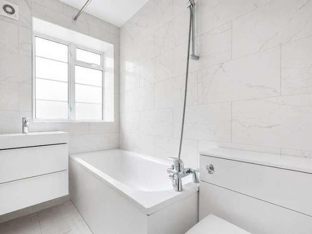 Edith Villas, London, W14