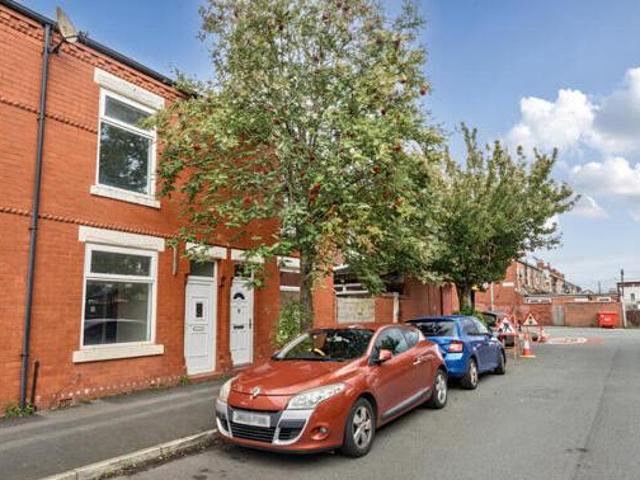 Edith Avenue, Manchester, 2 Bedroom Terraced