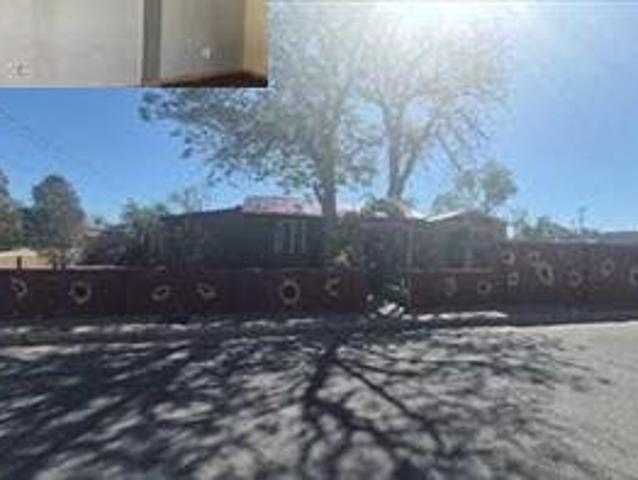 Edith Blvd SE