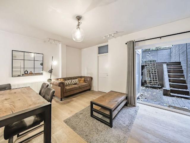 Edith Grove, Chelsea, London SW10, 2 bed flat to rent, £2,817 pcm | PrimeLocation