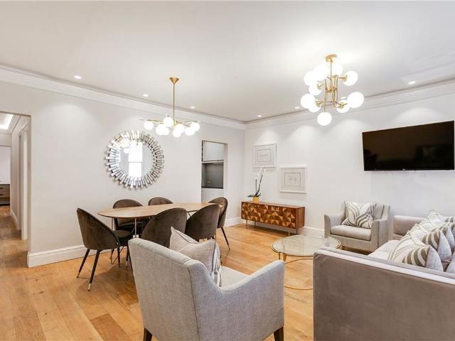 Edith Grove, Chelsea SW10, 2 bed detached house to rent, £3,012 pcm | PrimeLocation