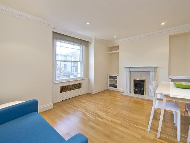 Edith Grove, Chelsea SW10, 2 bed flat to rent, £3,142 pcm | PrimeLocation