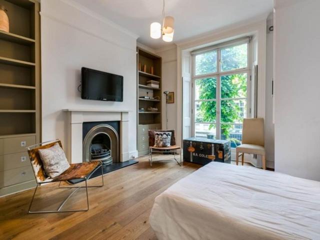 Edith Grove, London, SW1, 1 bed flat to rent £2,600 pcm £600 pw