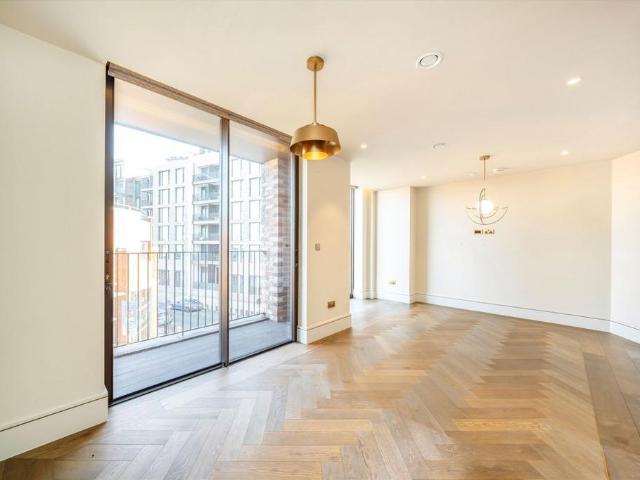Edith Row, London SW6 1 bed flat to rent £3,000 pcm £692 pw