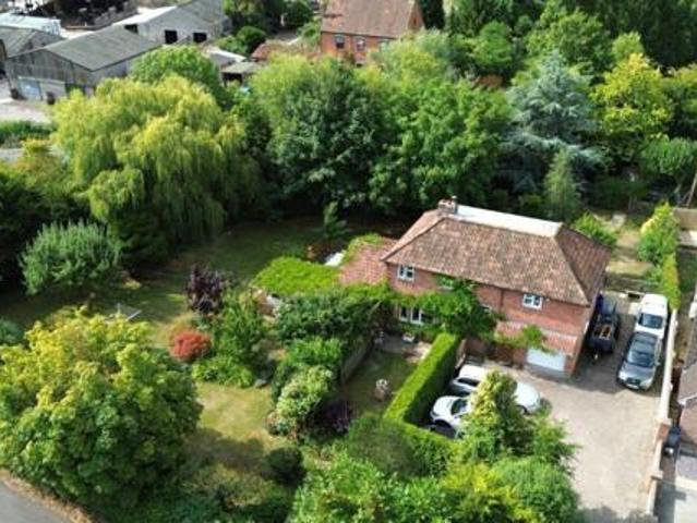 Edithmead, Stoddens Lane, Highbridge, 4 Bedroom Detached