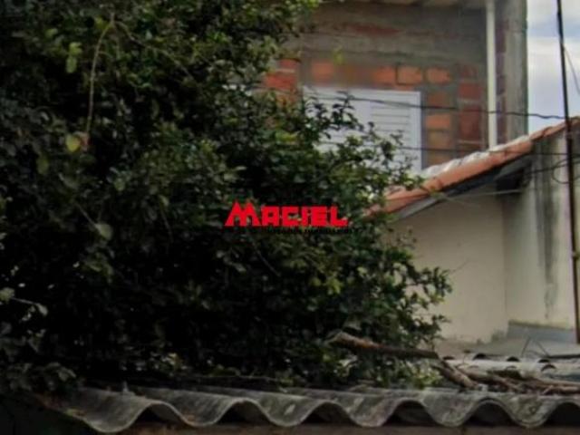 Edicula assobradada no Campos dos alemães proximo avenida