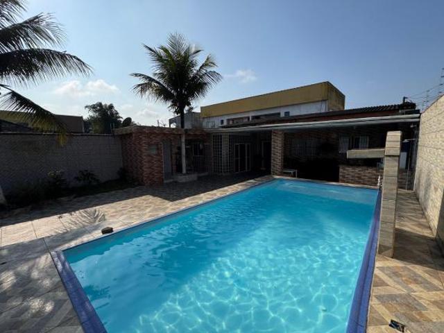 Edícula com piscina em Itanhaém com escritura