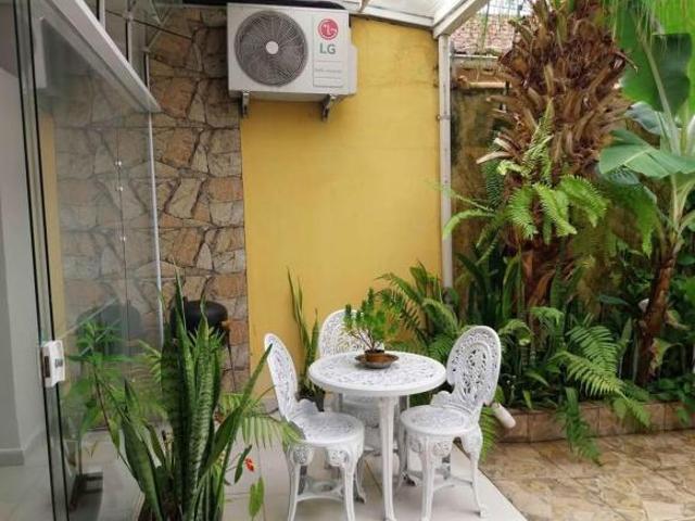 EDICULA LADO PRAIA NO MARACANÃ PRAIA GRANDE R$ 550.000