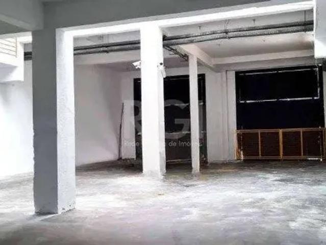 Edifício Comercial em Floresta