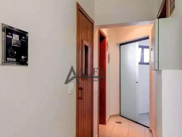 Edifício Estoril PORTEIRA FECHADA Lindo apartamento em andar alto no Altos do Tatuapé