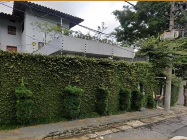 EDIFICAÇÃO CONSTRUIDA SOBRE O LOTE N. 27, DA QUADRA 1, LOTEAMENTO PAINEIRAS DO MORUMBI, SITUADO NA R