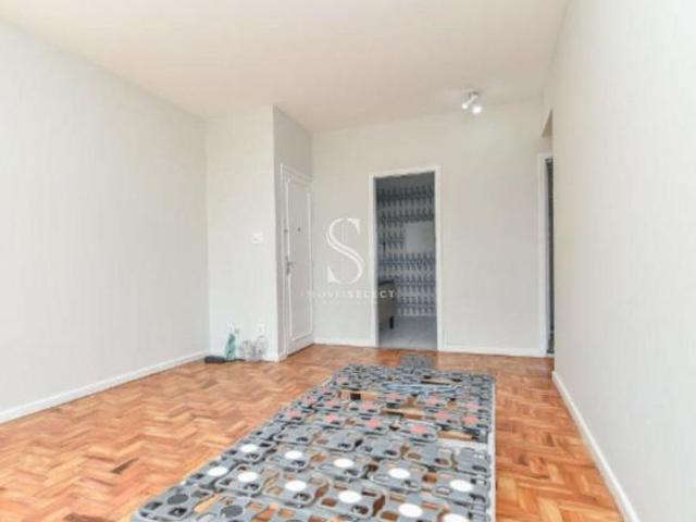 EDIFICIO URUPES, BELA VISTA APARTAMENTO DE 68m² COM 2 DORMITÓRIOS, 1 SUITE E NÃO POSSUI VAGA Á VEN