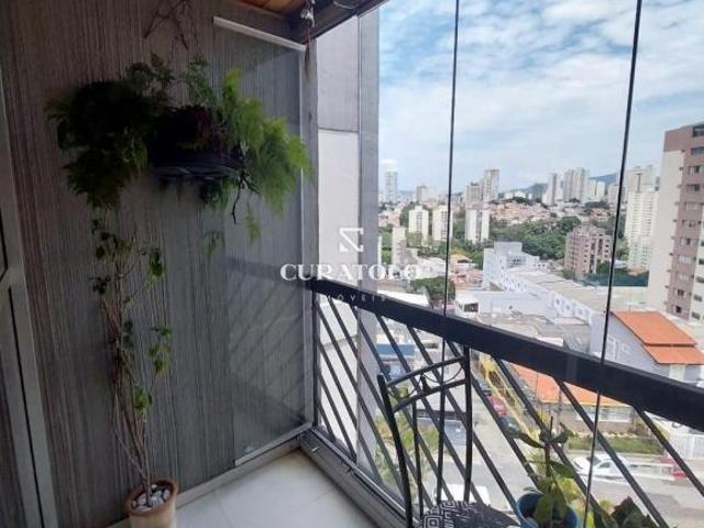 Edifício Vila Bella Apartamento à venda 70 m², com 3 quartos, varanda e 1 vaga coberta na Vila Aur