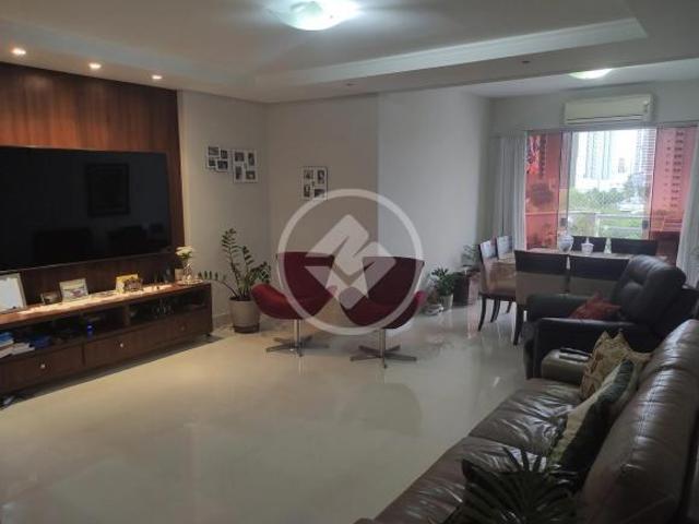 Edifício Vila Lobos Apartamento de 170 m² 4 Quartos sendo 2 Suítes e 1 com Sacada Cozinha, Sal