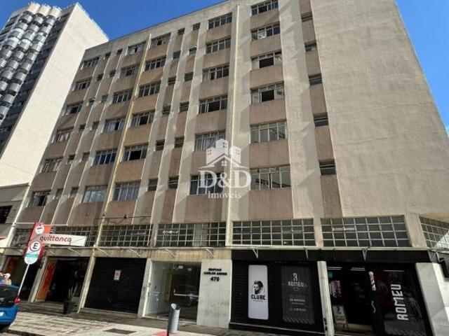 EDIFICIO CARLOS ANDRÉ Studio bem localizado no centro de Curitiba