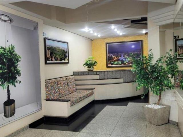 EDIFÍCIO CENTRAL APARTAMENTO MOBILIADO E DECORADO NA ZONA 1