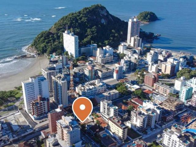 Edifício Costa Leste: Viva o Luxo e Exclusividade da Praia Mansa em Caiobá