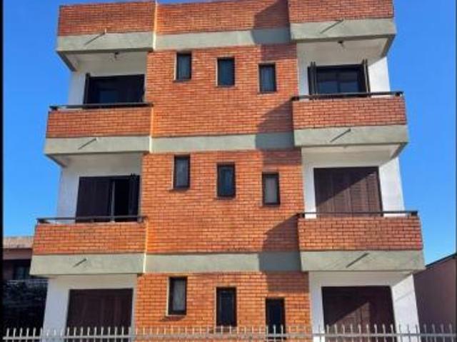 Edifício Clezar Apto 301/box 01 Apto