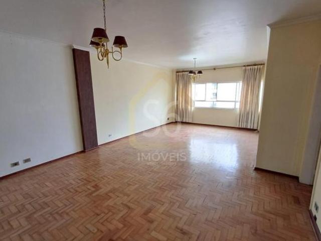 Edifício Dona Silota Apartamento de 160m², com 3 dormitórios sendo 1 suíte e 1 vaga de garagem á v