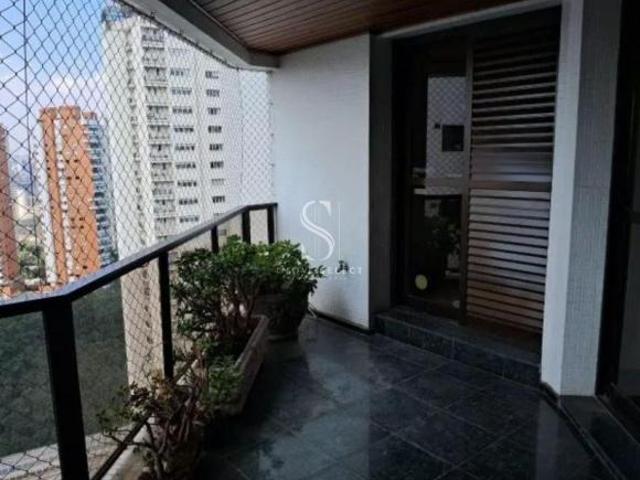 EDIFICIO JARDINS DO MORUMBI APARTAMENTO DE 239m² COM 4 DORMITÓRIOS SUITES E 4 VAGAS Á VENDA