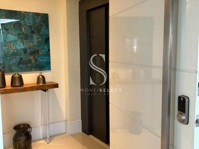 EDIFICIO MAGNO, VILA MARIANA APARTAMENTO DE 230m² COM 3 DORMITÓRIOS SUITES, MOBILIADO E 4 VAGAS Á V