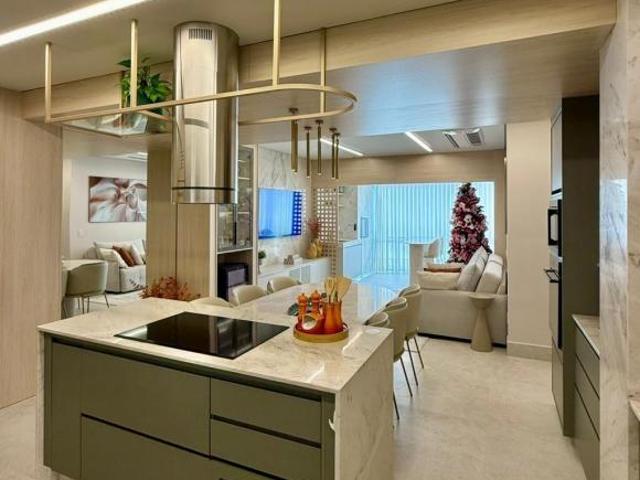 Edificio Maison Nicole Apartamento reformado à venda no Edifício Maison Nicole – 127 m² | 3 suítes