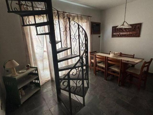 EDIFÍCIO PATY Cobertura/Apartamento Duplex com 2 dormitórios à venda, 196 m² por R$ 380.000 Guaruj