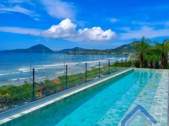 Edifício Residencial bambu frente mar