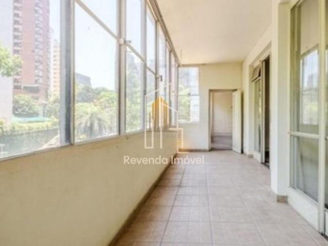 EDIFICO DEVISATE JARDIM PAULISTA APARTAMENTO DE 220m² COM 3 DORMITÓRIOS, E 1 V