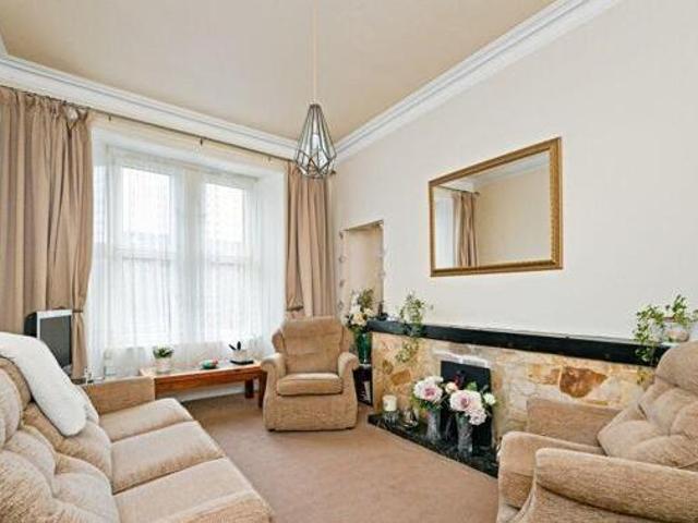 Edina Place, f, Leith, 2 Bedroom Flat