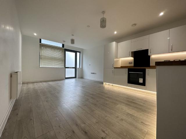 Edinburgh Gate, Harlow