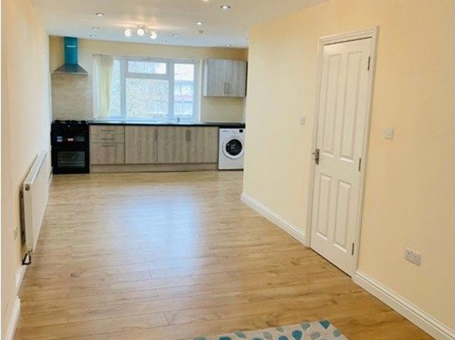 Edinburgh Drive, Ickenham, Uxbridge UB10, 3 bed maisonette to rent, £1,950 pcm | PrimeLocation