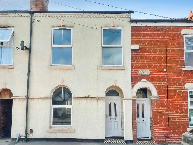 Edinburgh Street HU3, Hull, 4 bed terraced house to rent, £950 pcm | PrimeLocation