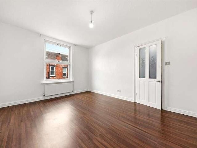 Edinburgh Place, Leeds, LS12