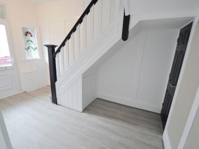 Edinburgh Road, Wallasey CH45, 4 bedroom end terrace house to rent 69817175 | PrimeLocation