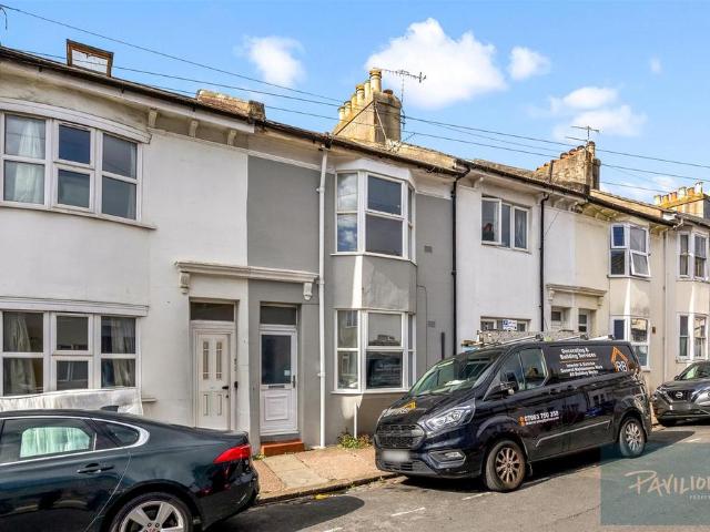 Edinburgh Road, Brighton 4 bed house share to rent £2,600 pcm £600 pw