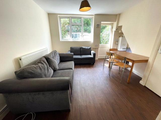 Edinburgh Road, Brighton BN2, 5 bed terraced house to rent, £3,293 pcm | PrimeLocation