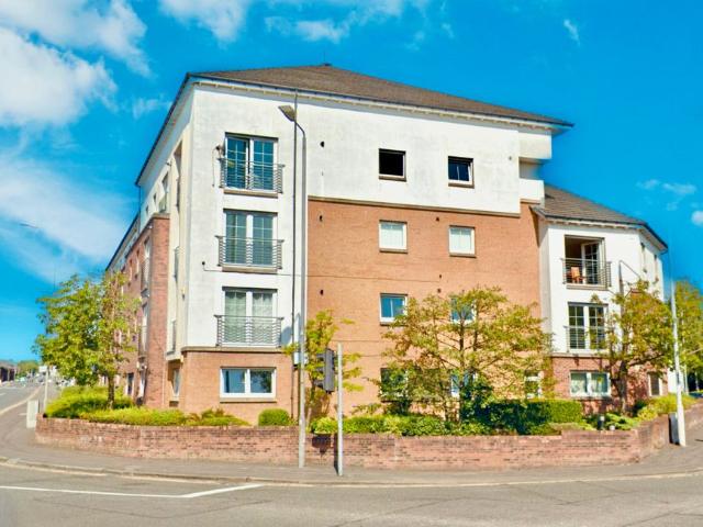 Edinburgh Road, Glasgow G33, 2 bed flat to rent, £1,000 pcm | PrimeLocation