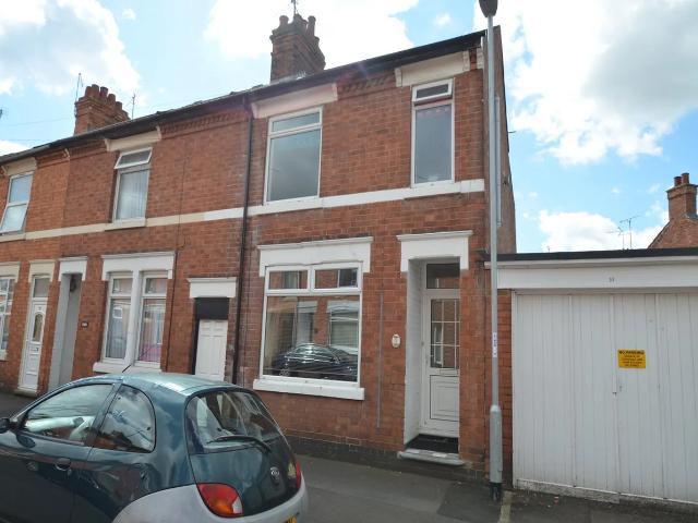 Edinburgh Road, Kettering, Northants NN16, 3 bed property to rent, £995 pcm | PrimeLocation