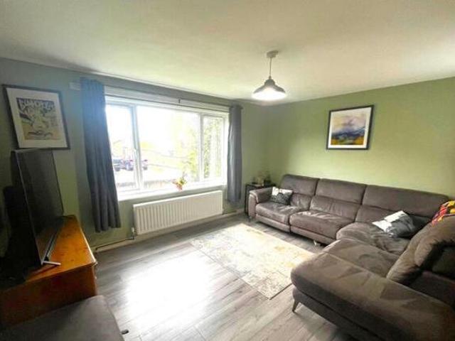 Edinburgh Road, Stamford, 2 Bedroom Flat