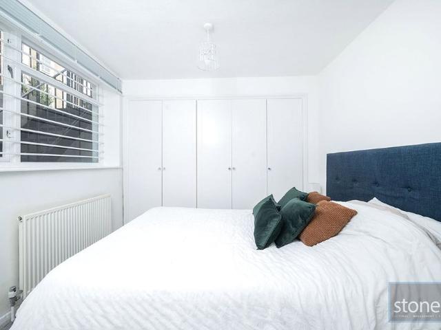 Edis Street, London