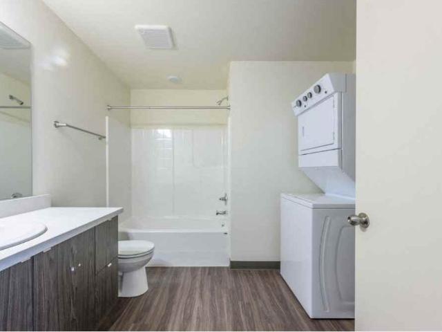 Edison Apartments 2 Bedroom Apartment for Rent at 1833 Se 6th St, Gresham, OR 97080 Mt. Hood