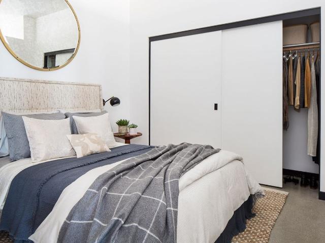 Edison Long Beach Studio Apartment for Rent at 100 Long Beach Blvd, Long Beach, CA 90802 Downtown Long Beach