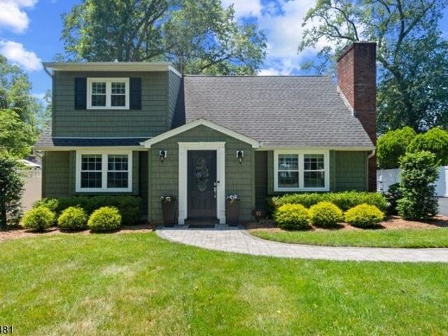 Edison St, Wyckoff, Home For Sale