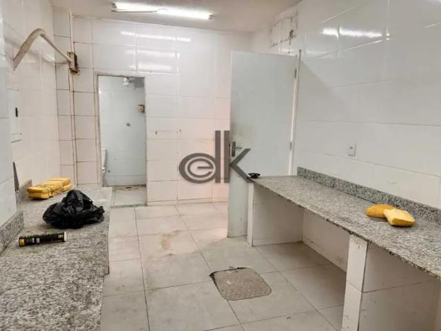 Edk vende galpão para fábrica, ou clínica e academia taquara rio de janeiro