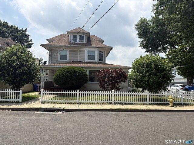 Edlie Ave, Norwalk, Home For Sale