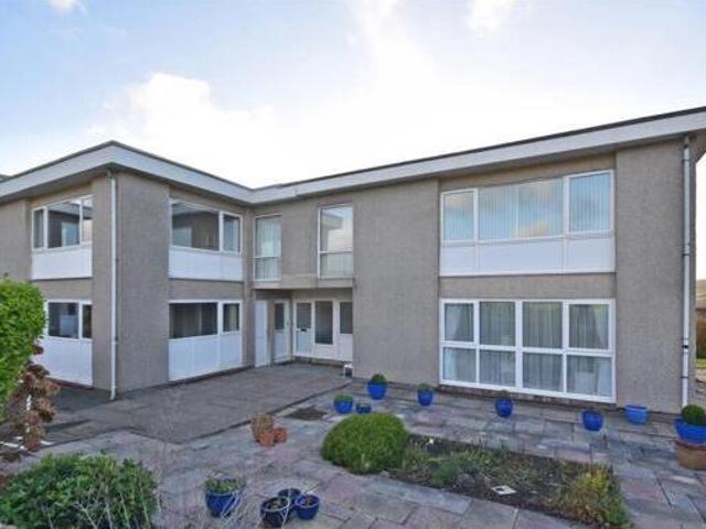 Edremony Court, Rowany Drive, 2 Bedroom Apartment