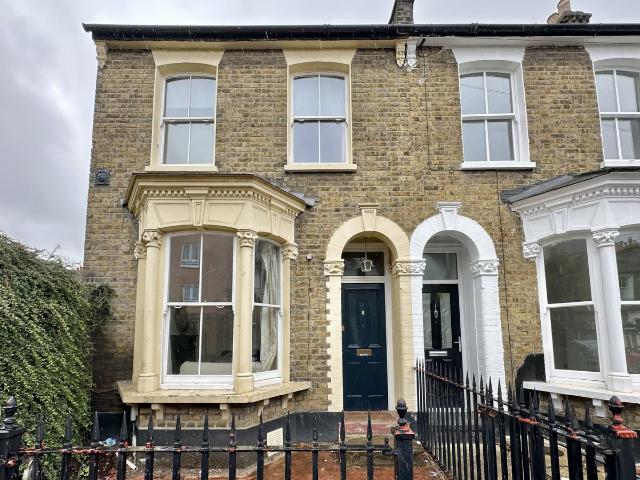 Edric Road, London SE14, 4 bed terraced house to rent, £4,100 pcm | PrimeLocation